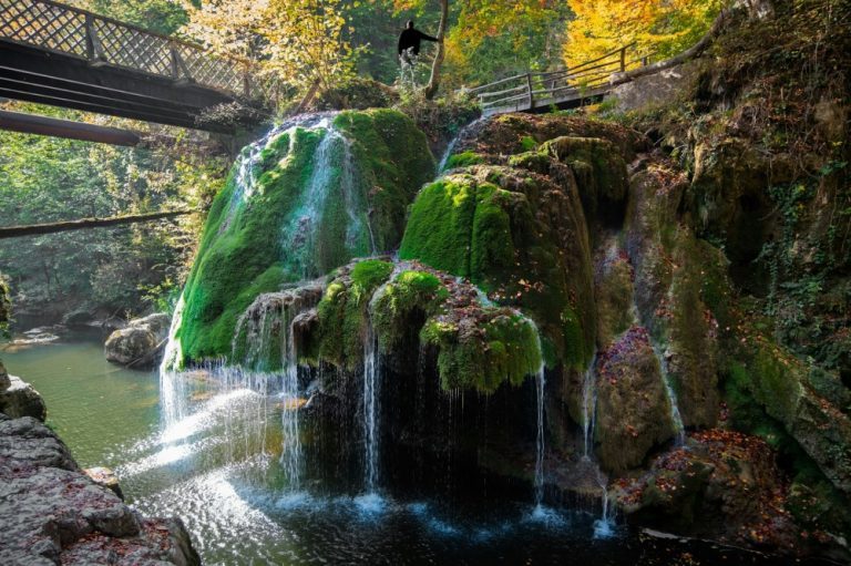 Cascada Bigar: locatie, trasee auto si sfaturi utile | Enterprise