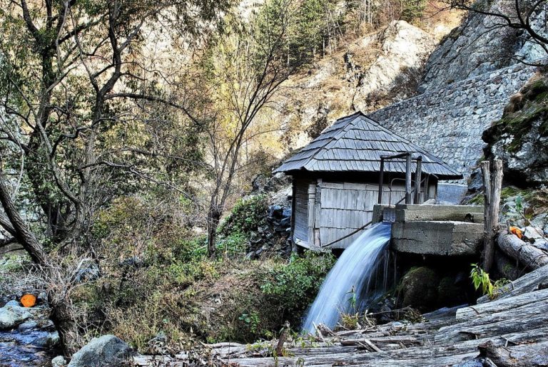 Cascada Bigar: locatie, trasee auto si sfaturi utile | Enterprise